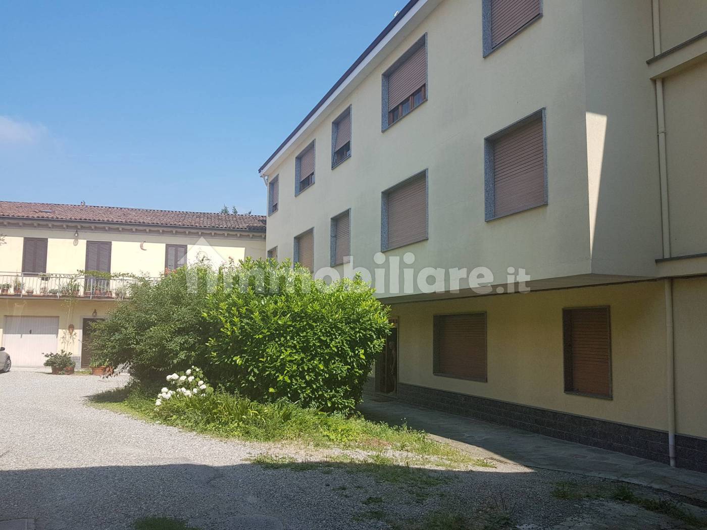 Trilocale via Carlo Avalle 7, Centro, San Salvatore Monferrato