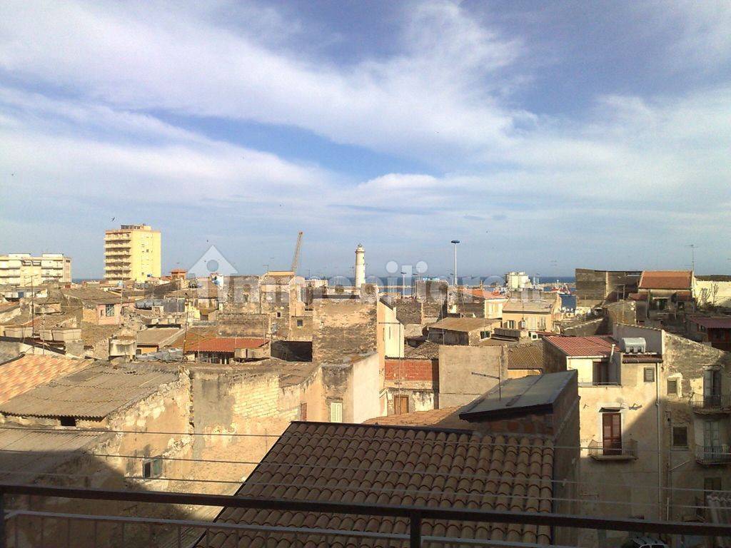 Trilocale via Amerigo Vespucci 10, Centro, Licata