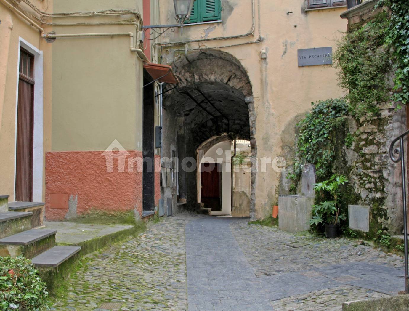 Trilocale via Ponte 7, Centro, Pigna