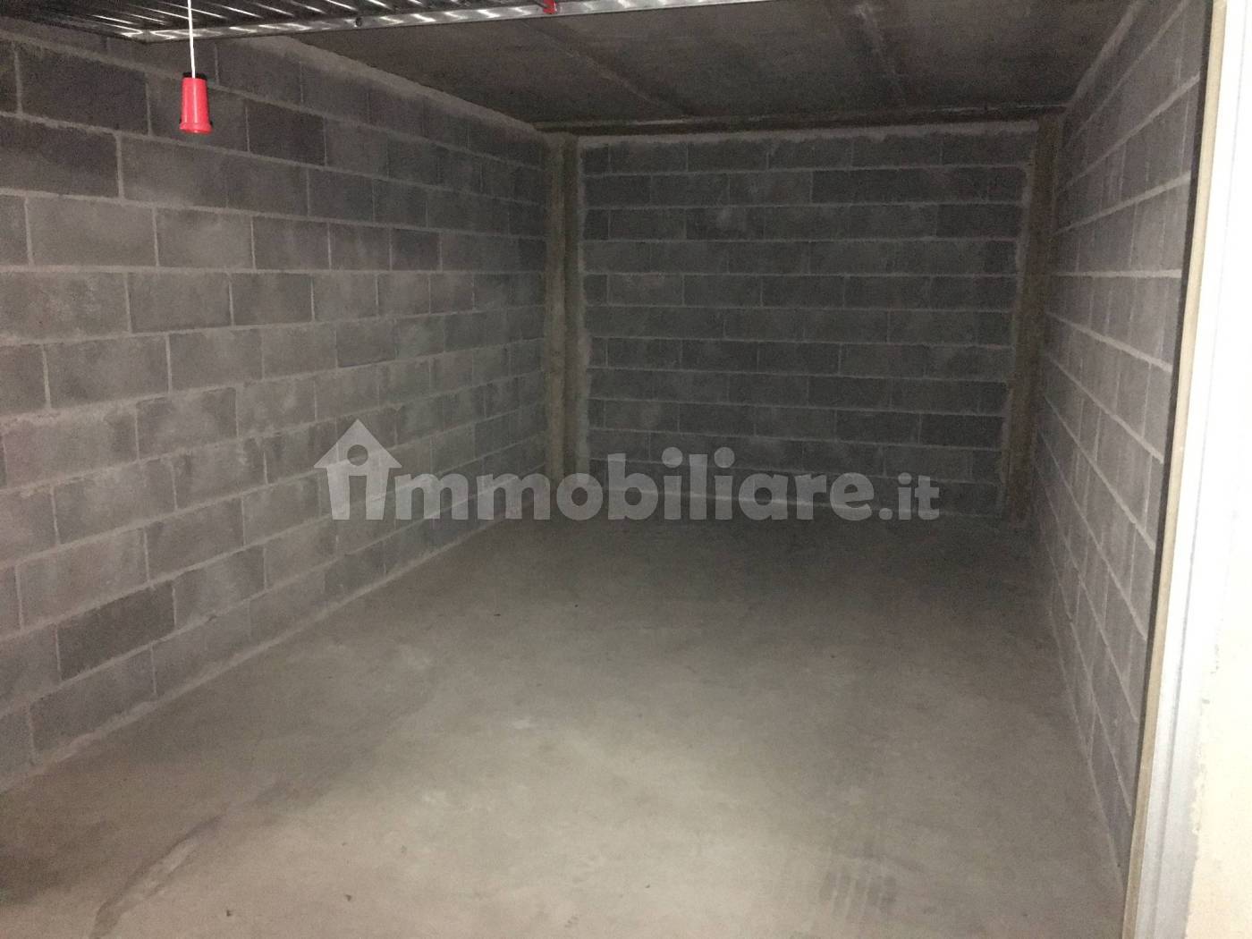 Garage - Box in Vendita