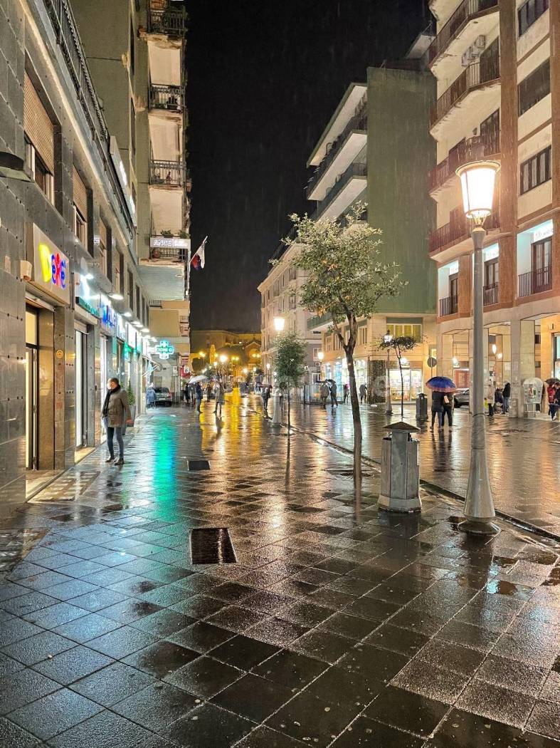 Negozio di calzature in Vendita