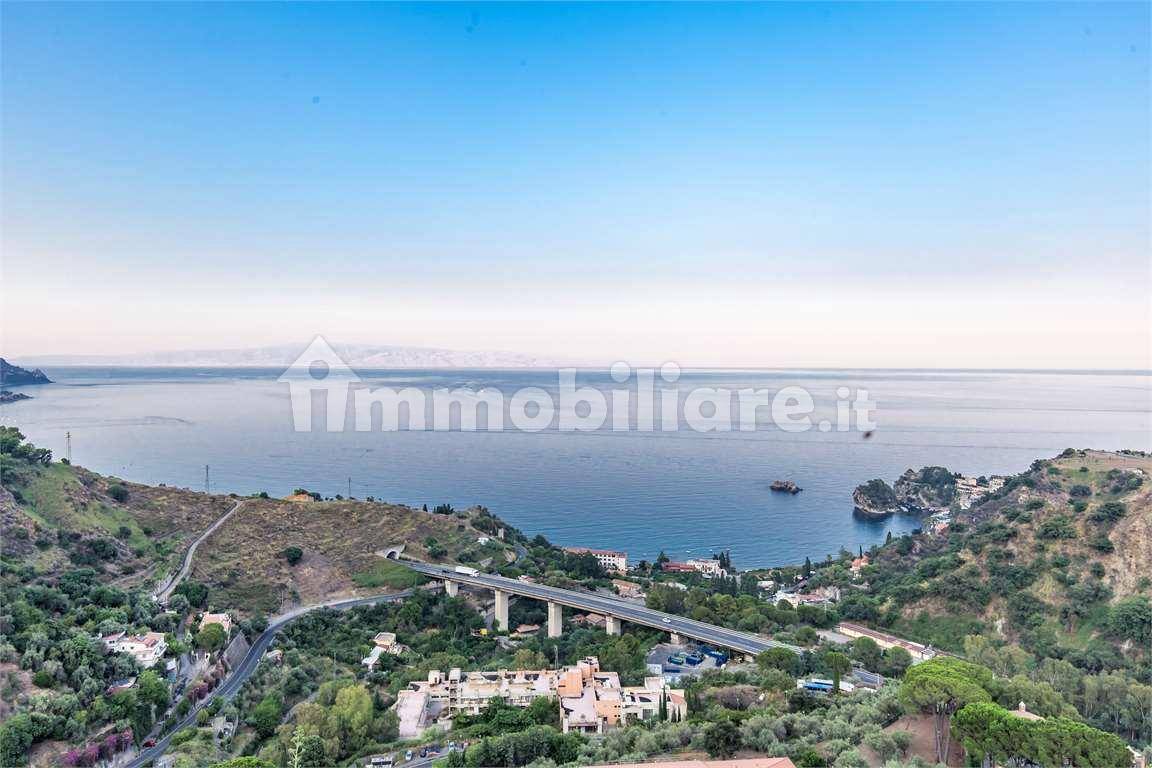 Trilocale via Gaetano Martino, Centro, Taormina