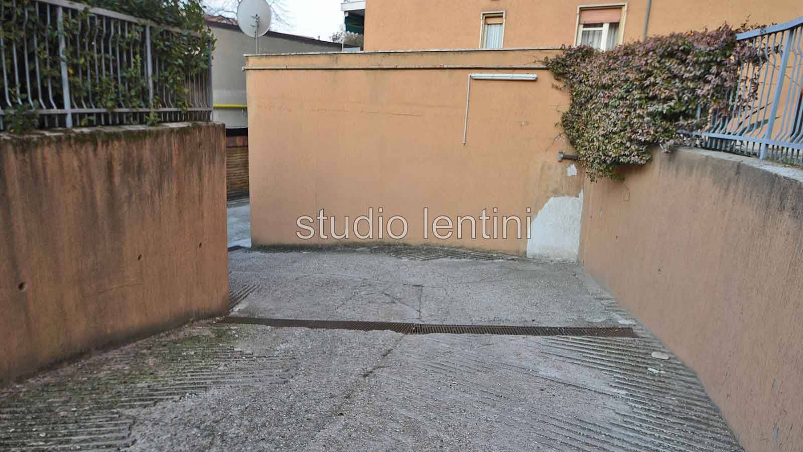 Garage - Box in Vendita