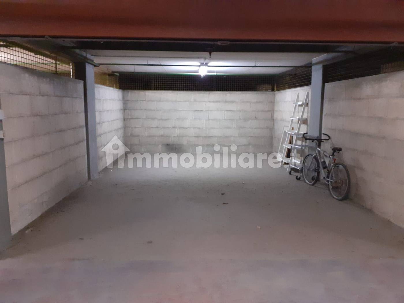 Garage - Box in Vendita