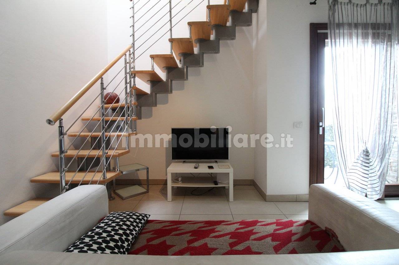 Trilocale buono stato, primo piano, Borghi