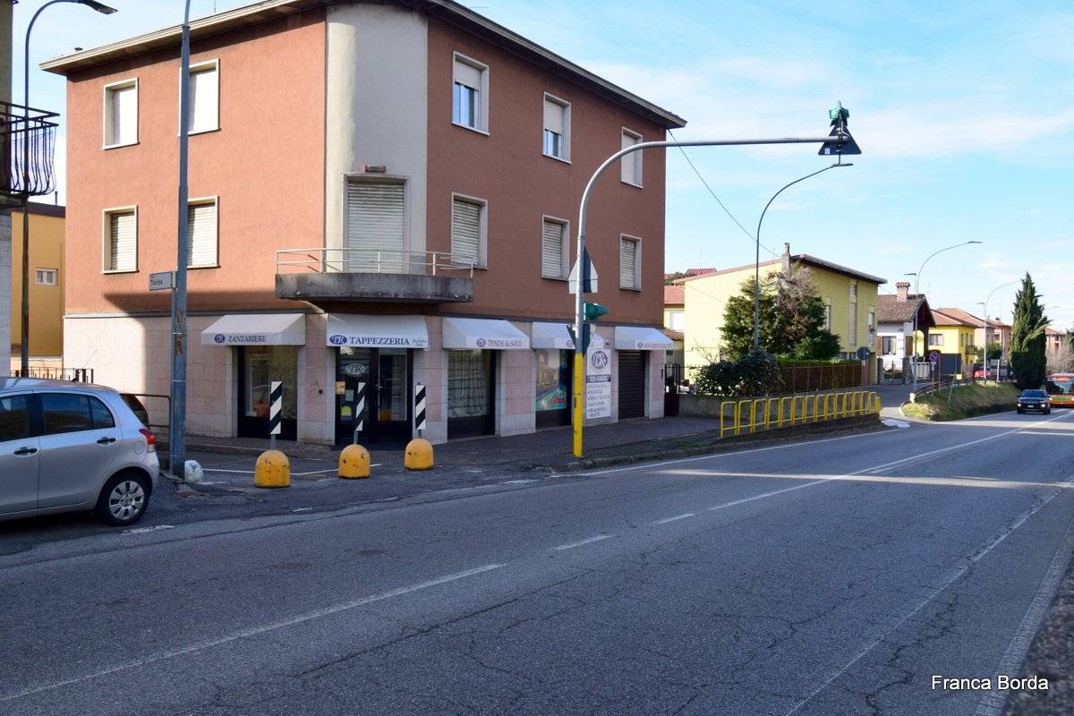 Appartamento via Lecco 33, Curno