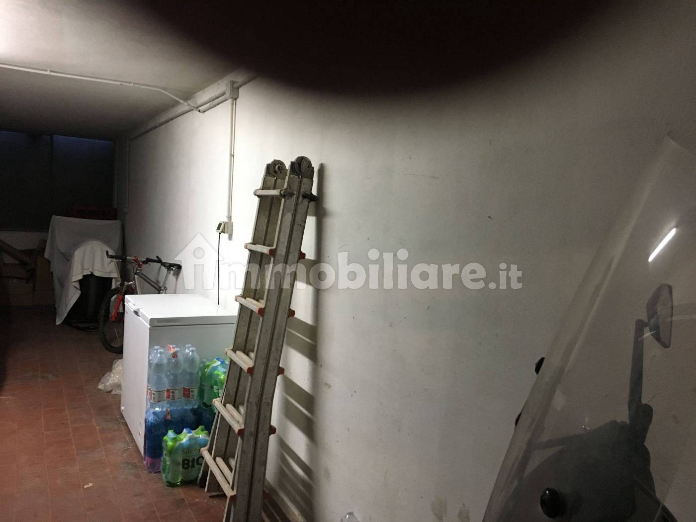 Garage - Box in Vendita