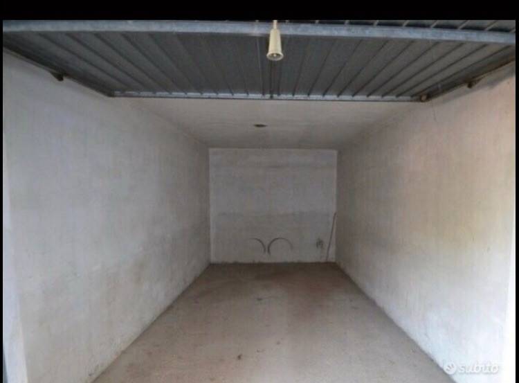 Garage - Box in Vendita