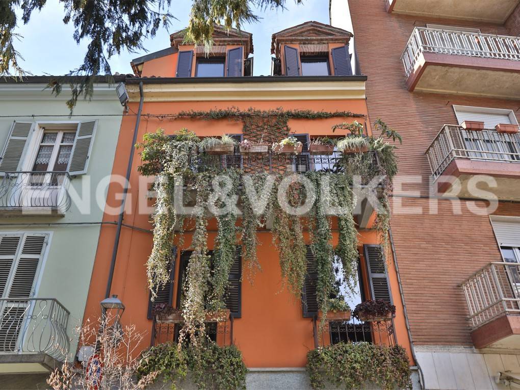 Quadrilocale via 20 Settembre 13, Centro Storico, Asti
