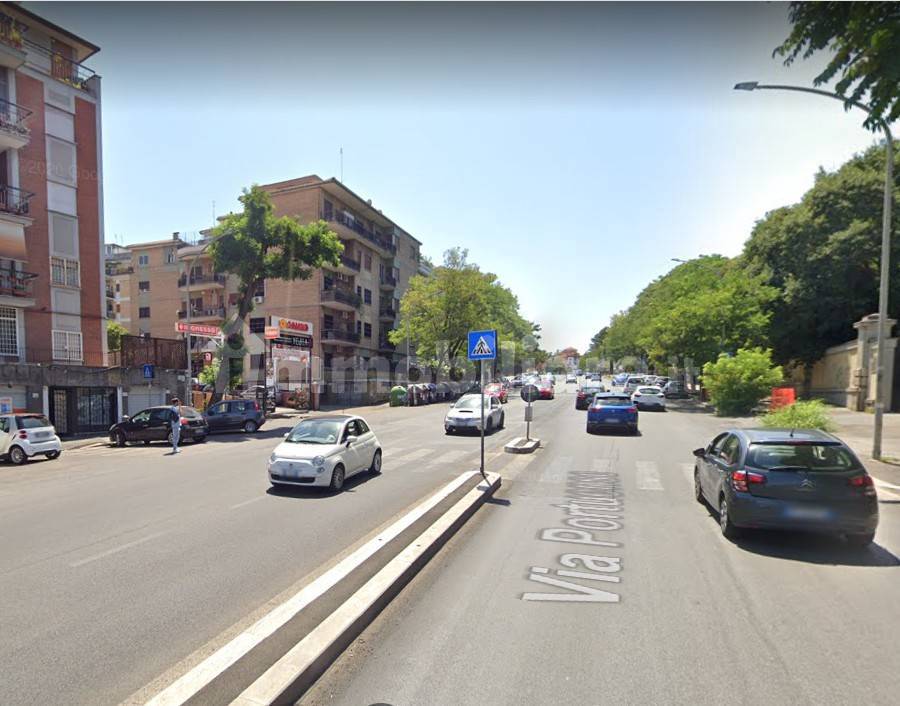 Locale commerciale via Portuense, Roma, rif. 85732994 - Immobiliare.it
