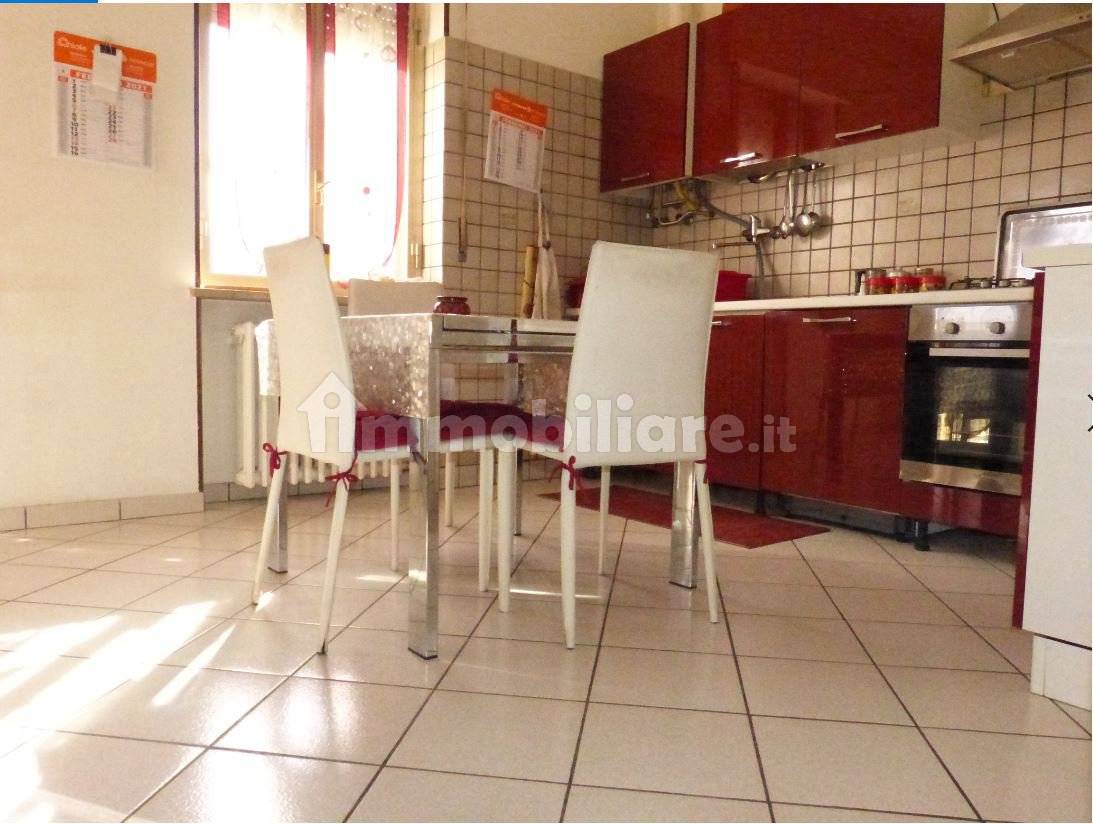 Appartamento buono stato, primo piano, Centro, Fossano