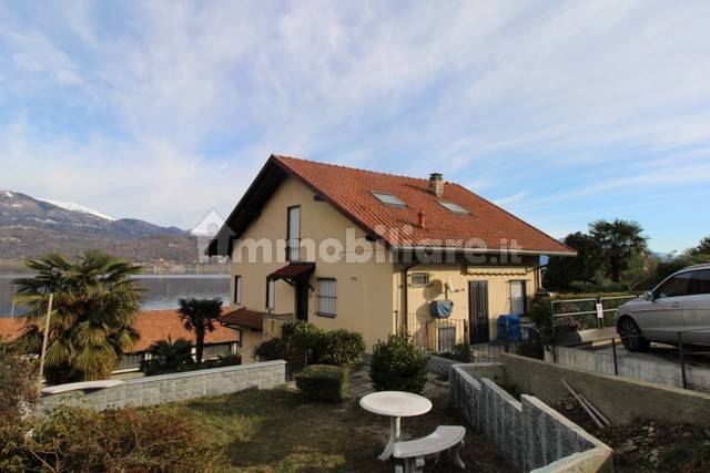 Trilocale Strada Cavalli Oltrefiume, Baveno