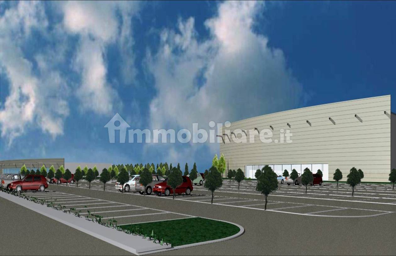 Capannone in Vendita