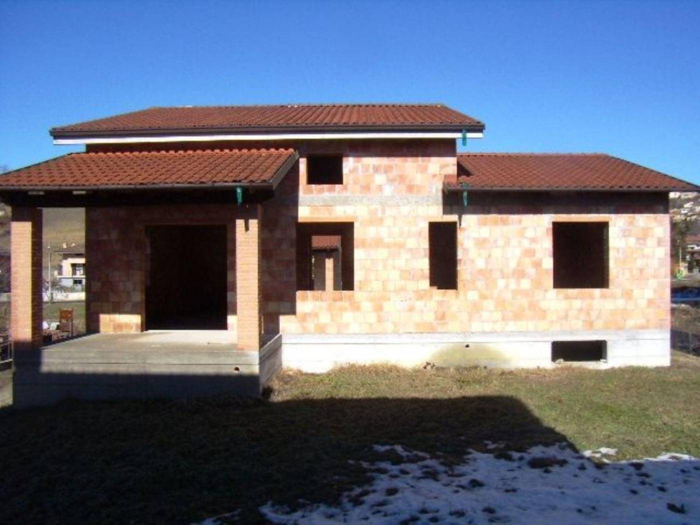 Villa unifamiliare piazza P  Lucchini, Centro, Castagnole delle Lanze