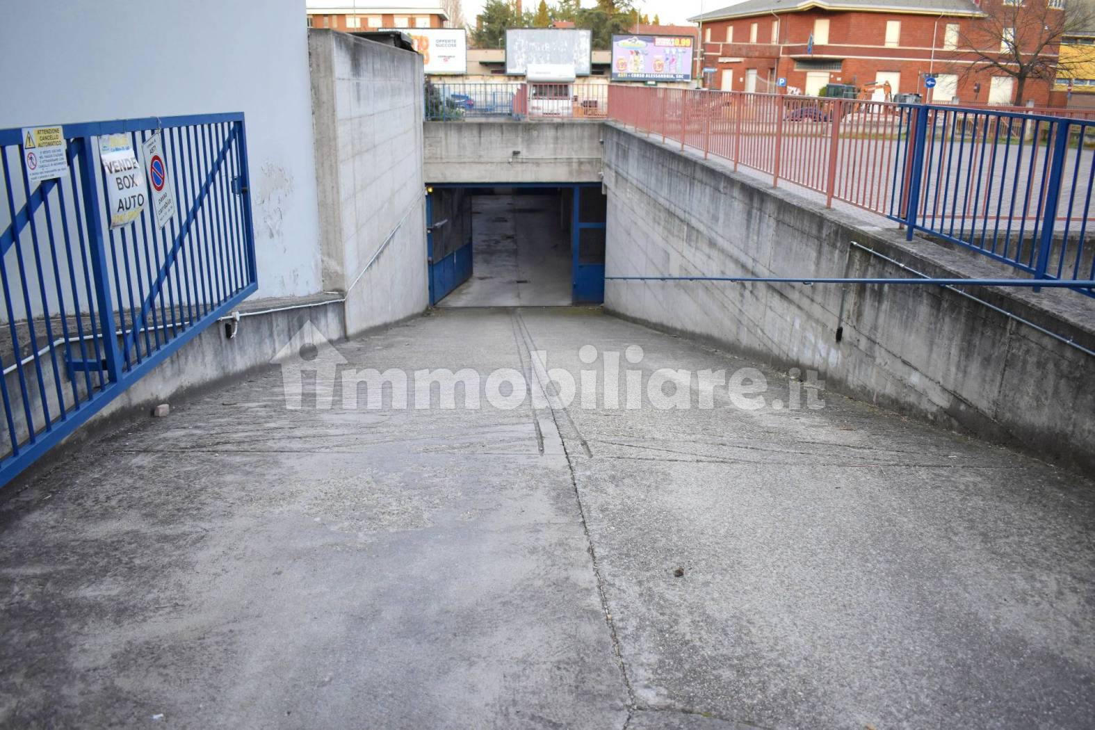 Garage - Box in Vendita