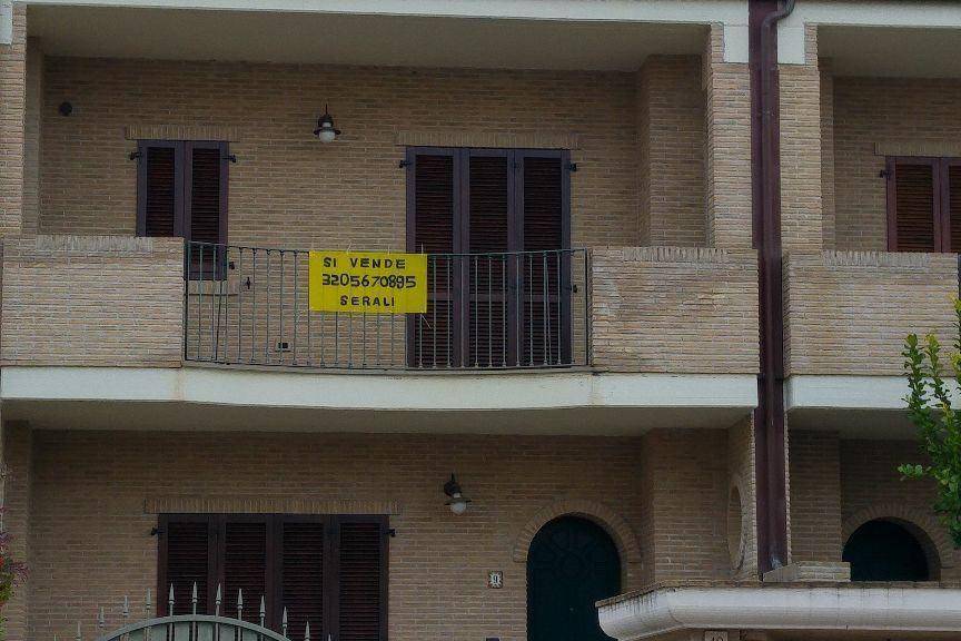 Villa a schiera via Raffaele Lepore 12, Tribunale - Carmine Nuovo, Foggia