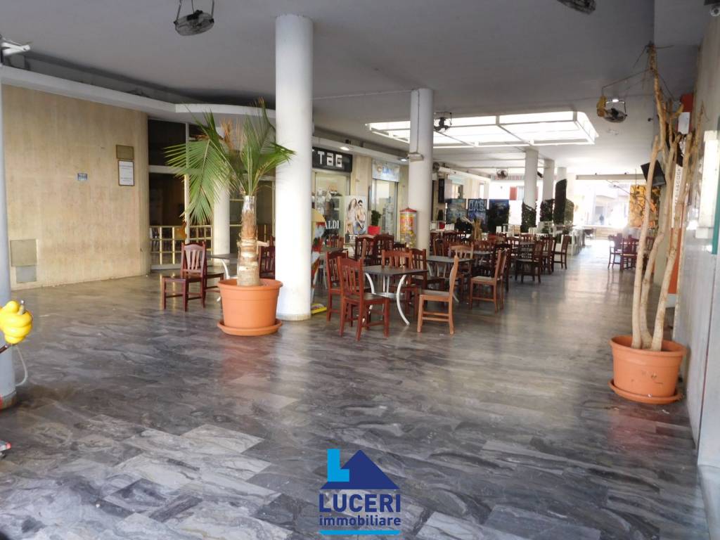 Locale commerciale corso Roma, Gallipoli, Rif. 86057952 - Immobiliare.it