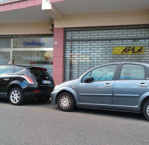 Locale commerciale in Vendita