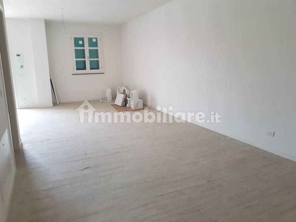 Vendita Villa a schiera in via Don Innocenzo Lazzeri Lucca. Nuova ...