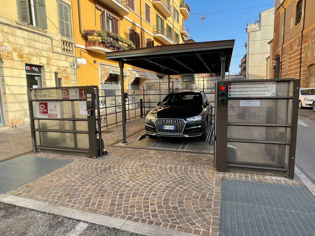 Garage - Box in Vendita