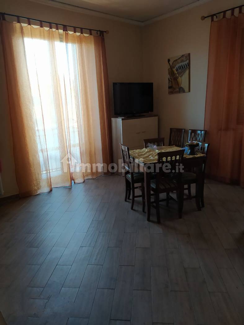 Trilocale corso Giuseppe Garibaldi 109, Centro, Potenza