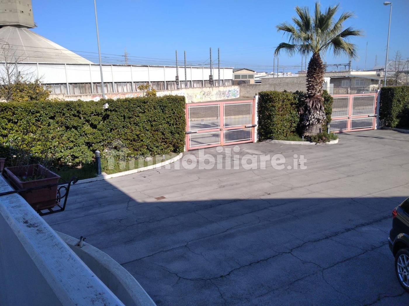 Capannone in Vendita