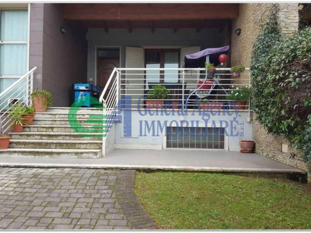 Affitto Appartamento Roma. Quadrilocale in via Buster Keaton. Ottimo ...