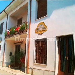 Vendita Terratetto unifamiliare in via Nuova 7 Scandolara Ravara. Da ...