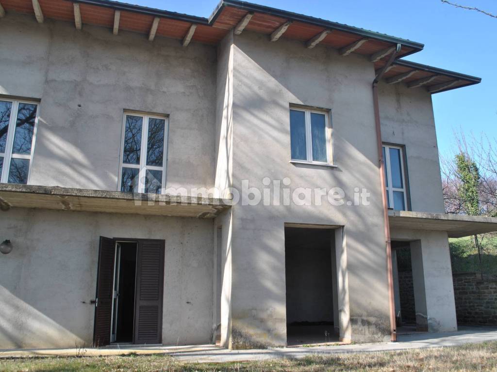 Sale Single family villa in Strada Fratticiola Selvatica-Piccione 12S ...