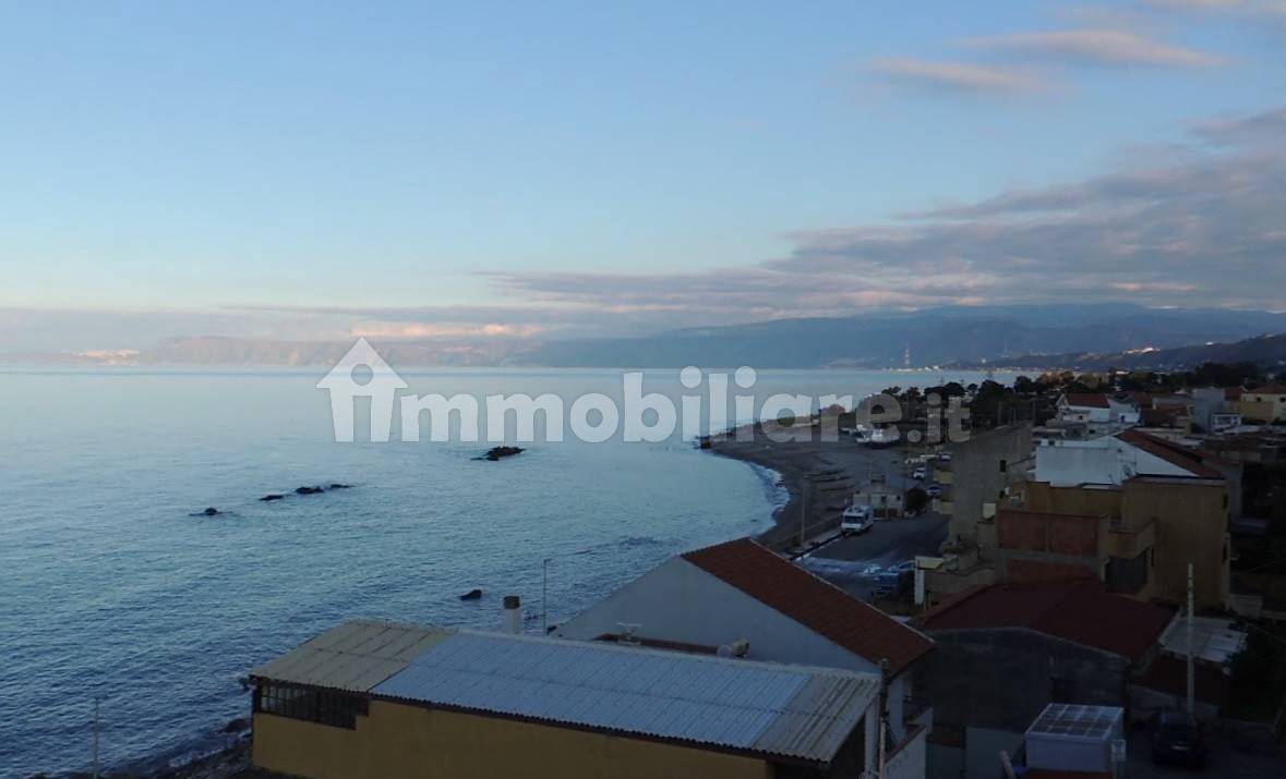 Quadrilocale da ristrutturare, terzo piano, Acqualadrone - Spartà, Messina