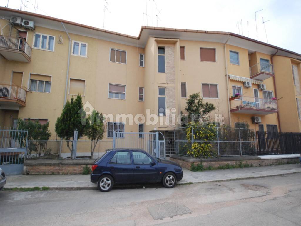 Trilocale via Ester Loiodice 4, San Pio X, Foggia