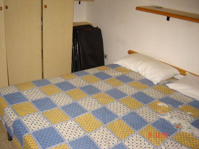 Vendita Appartamento Scalea. Trilocale in via Faro. Buono stato, terzo ...