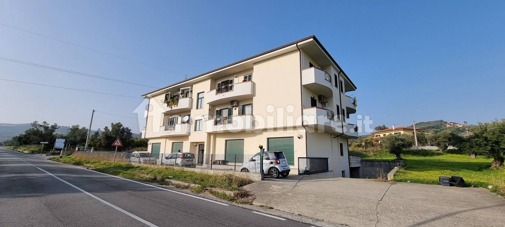 Trilocale buono stato, secondo piano, Squillace Lido, Squillace