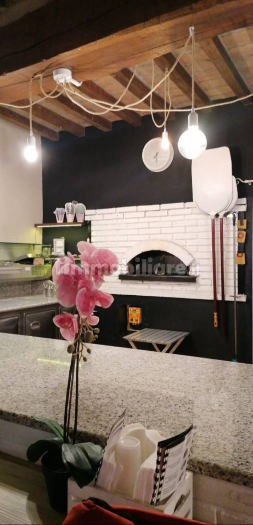 Pizzeria in Vendita