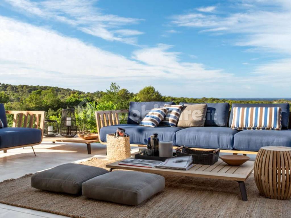 Sale Penthouse in via dei Tre Orologi Rome. Excellent condition ...