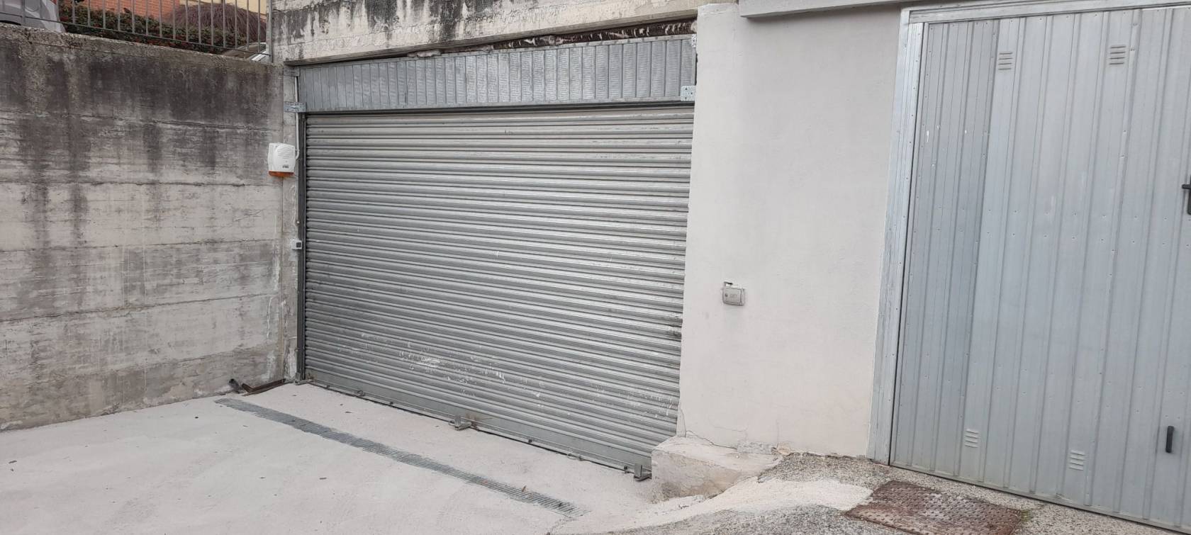 Garage - Box in Vendita