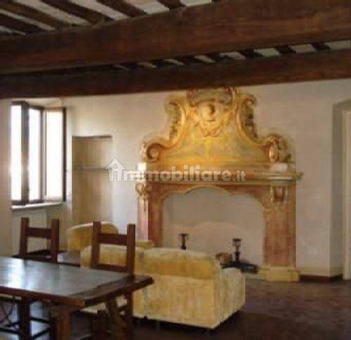 Vendita Appartamento Foligno. Quadrilocale in via Monte Fumaiolo. Primo ...