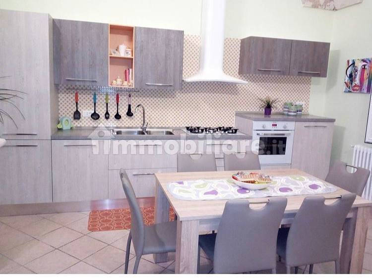 Bilocale via Giovanni Bovio 58, Sava