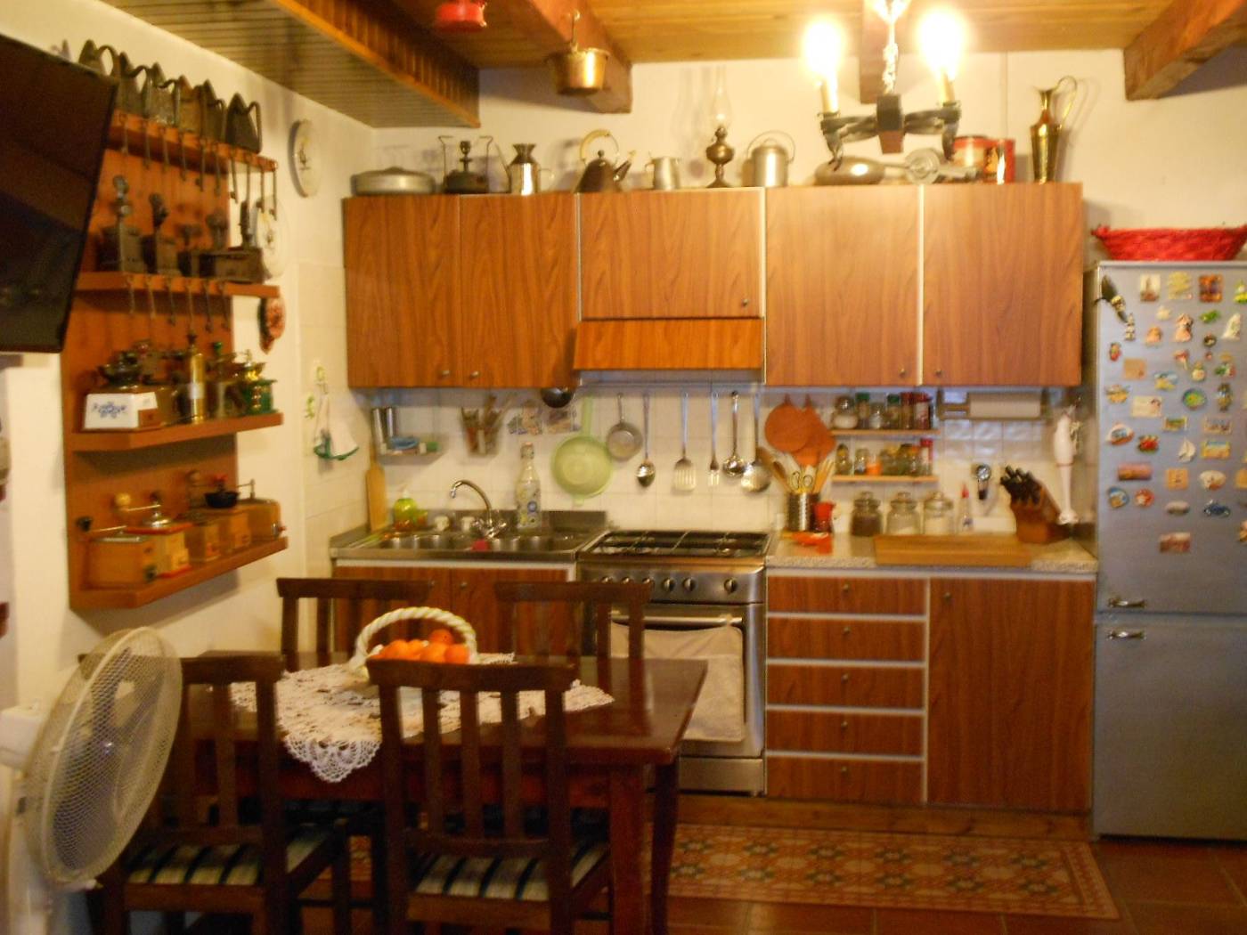 Bilocale via Valeriana, Mantello