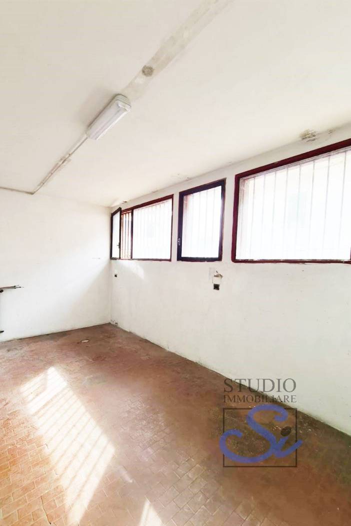 Laboratorio in Vendita