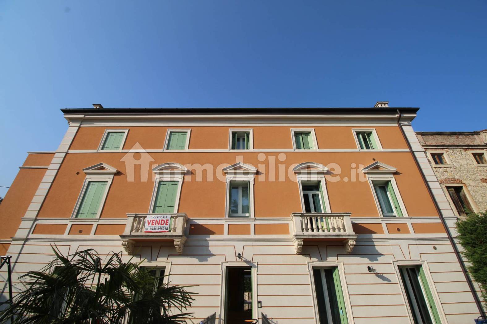 Appartamento via Lorenzoni 37, Montecchio Maggiore Alte Ceccato, Montecchio Maggiore