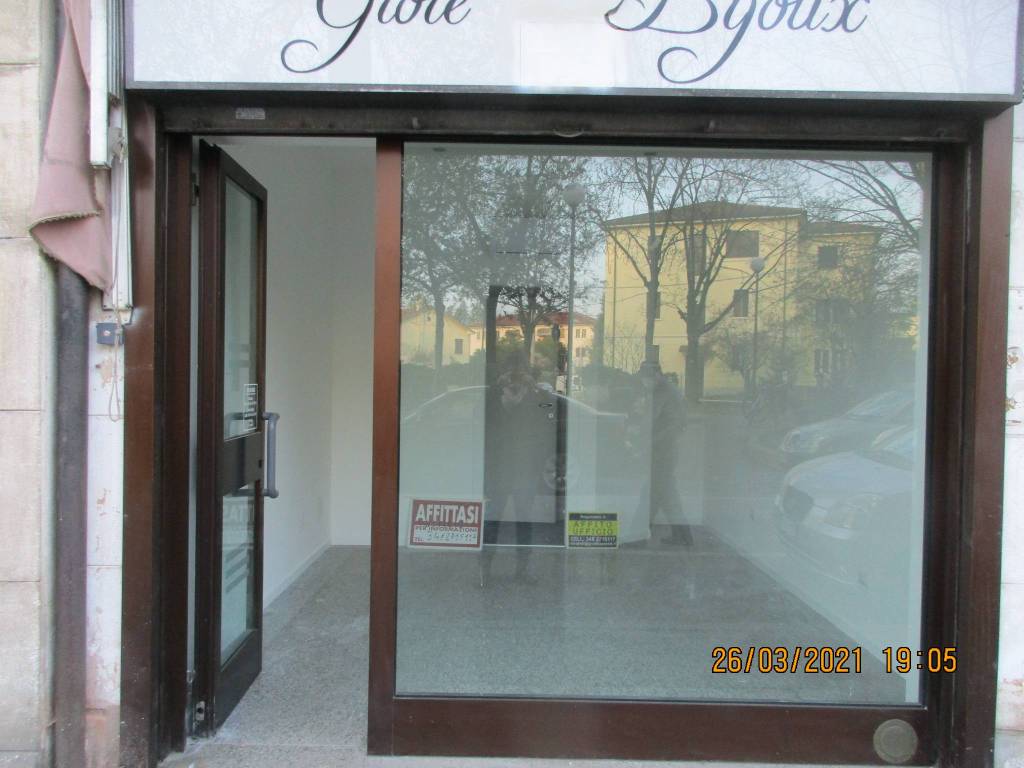 Locale commerciale via Giovanni Durando 129, Vicenza, rif. 87001894 ...