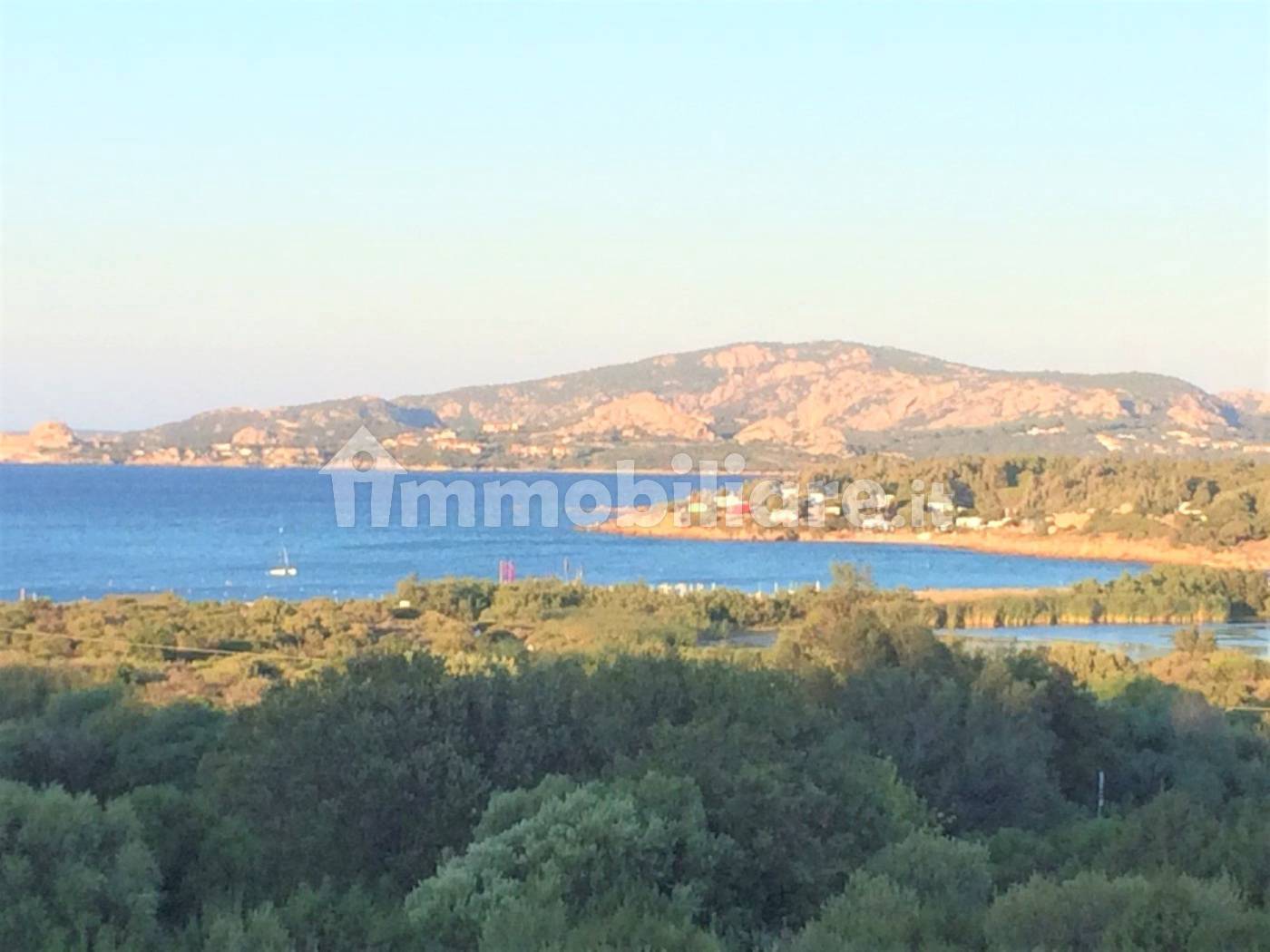 Trilocale Località Tanca Manna, Cannigione, Arzachena