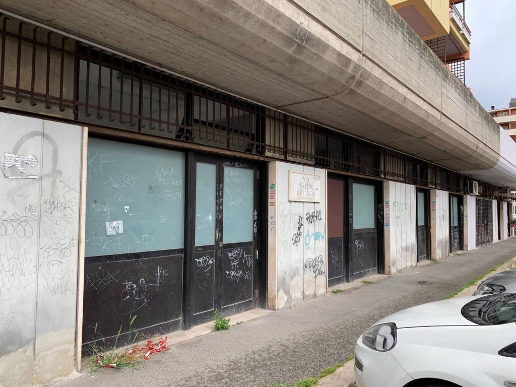 Locale commerciale via Marino Ghetaldi 102, Roma, Rif. 87063880 ...
