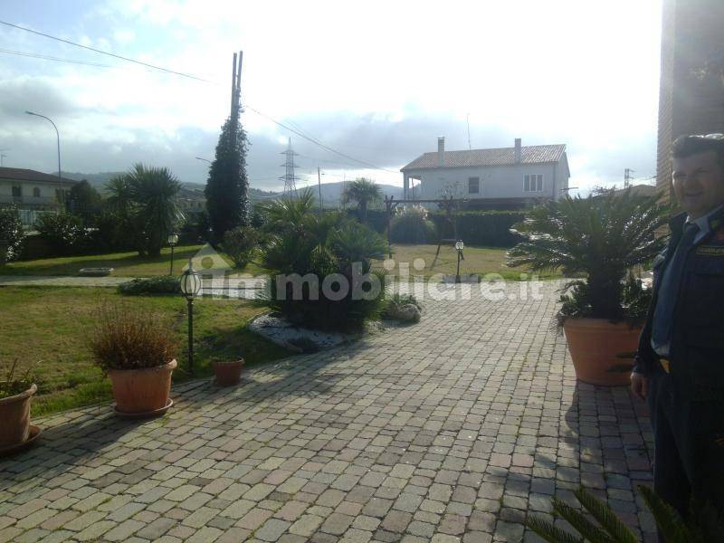 Villa unifamiliare, nuova, 250 m², Centro Storico, Vasto