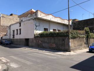 Houses for sale in Via Mario Vaccaro, Catania - Immobiliare.it