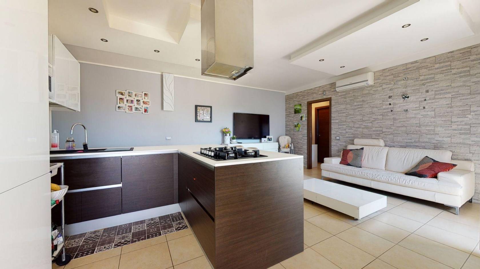 Trilocale via BARI, Casamassima