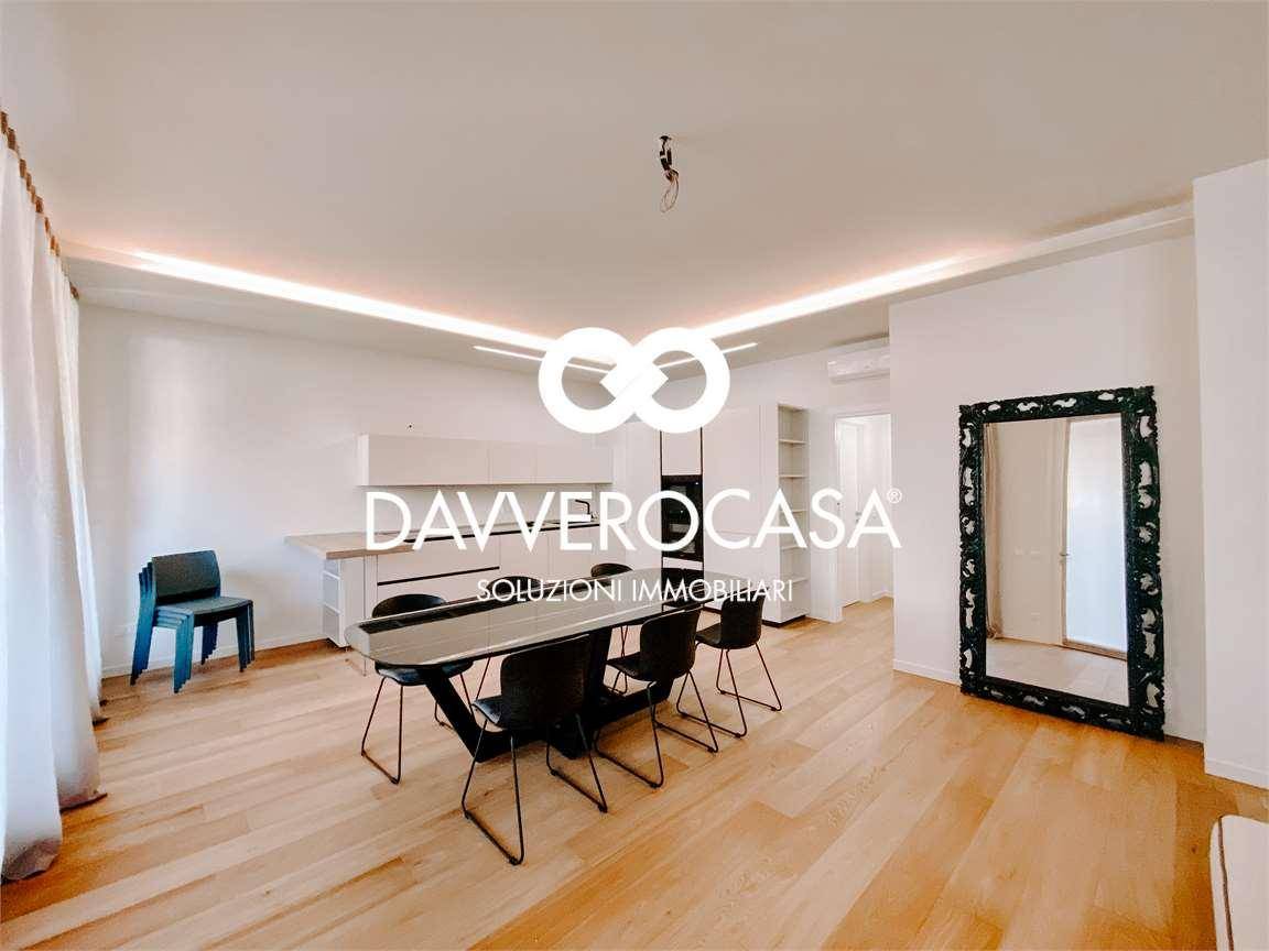 Quadrilocale via Santa Maria, 0, Centro Storico, Desenzano del Garda