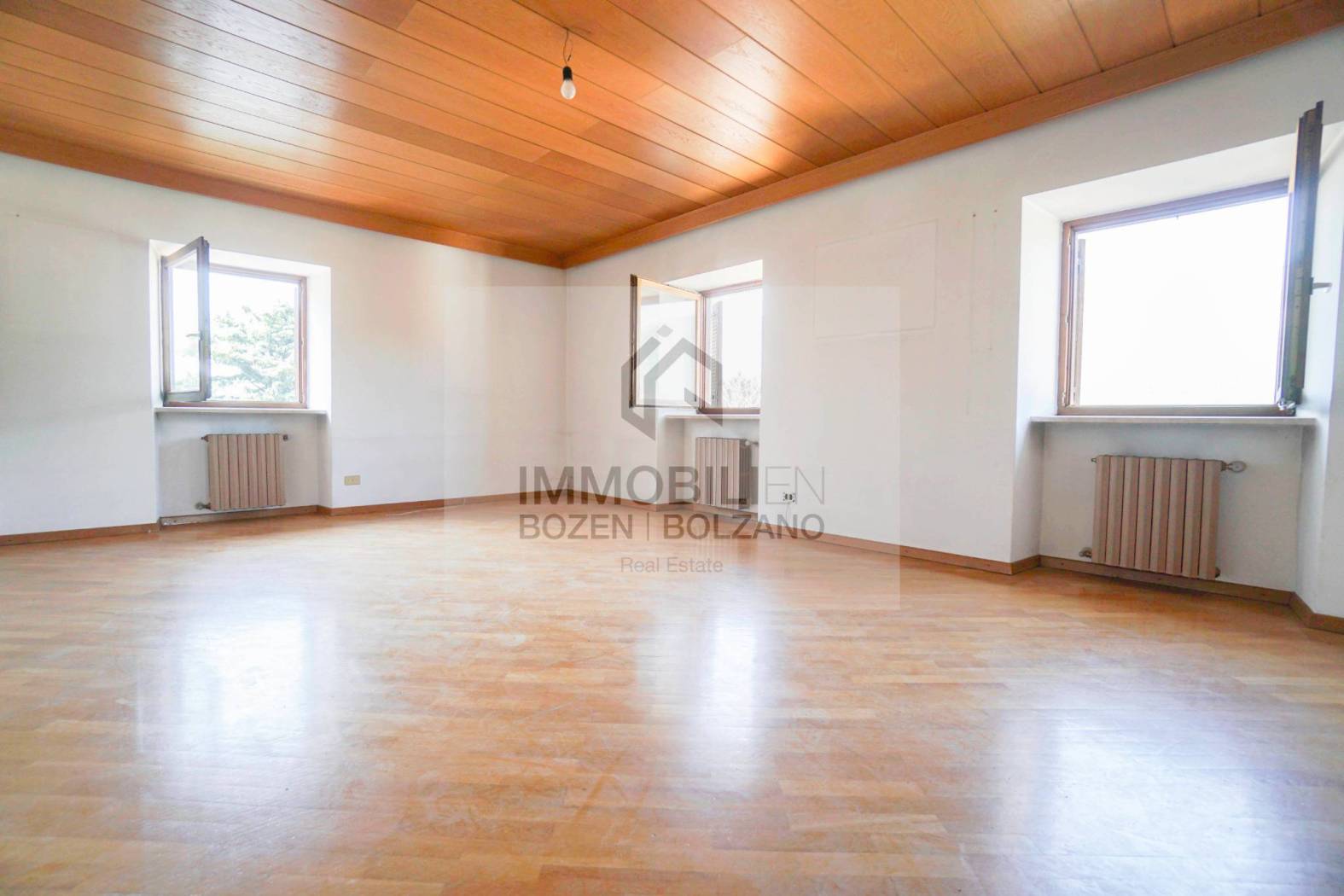 Quadrilocale via Guglielmo Marconi 5, Bronzolo