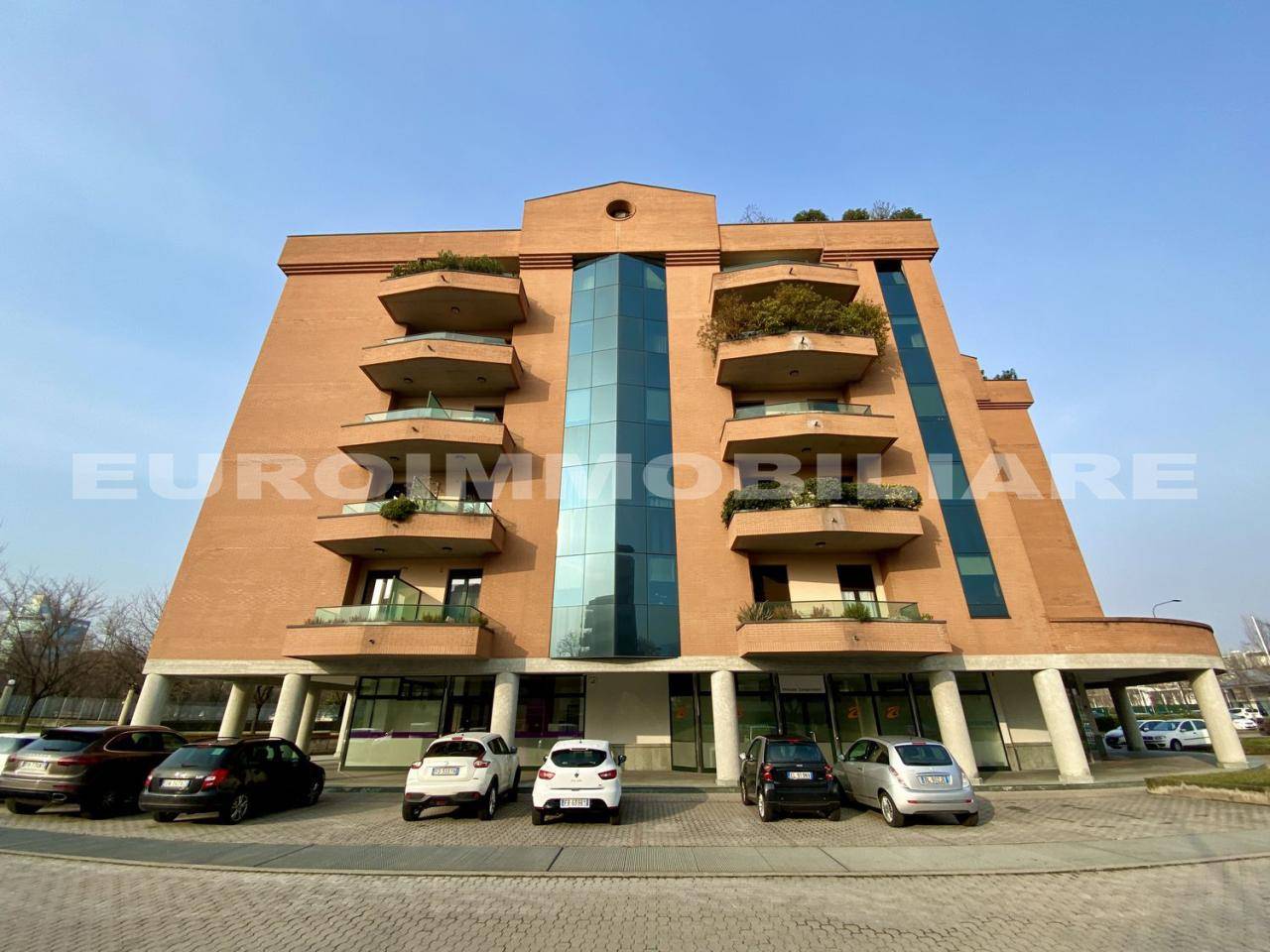 Locale commerciale in Vendita